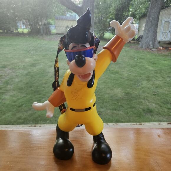Disney | Other | Disney Disneyland 9s Nite Max Powerline Popcorn Bucket ...